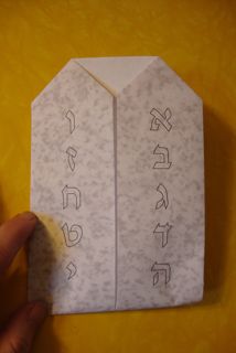 Shavuot Origami for Kids: Ten Commandments (printable) | Bible Belt ...
